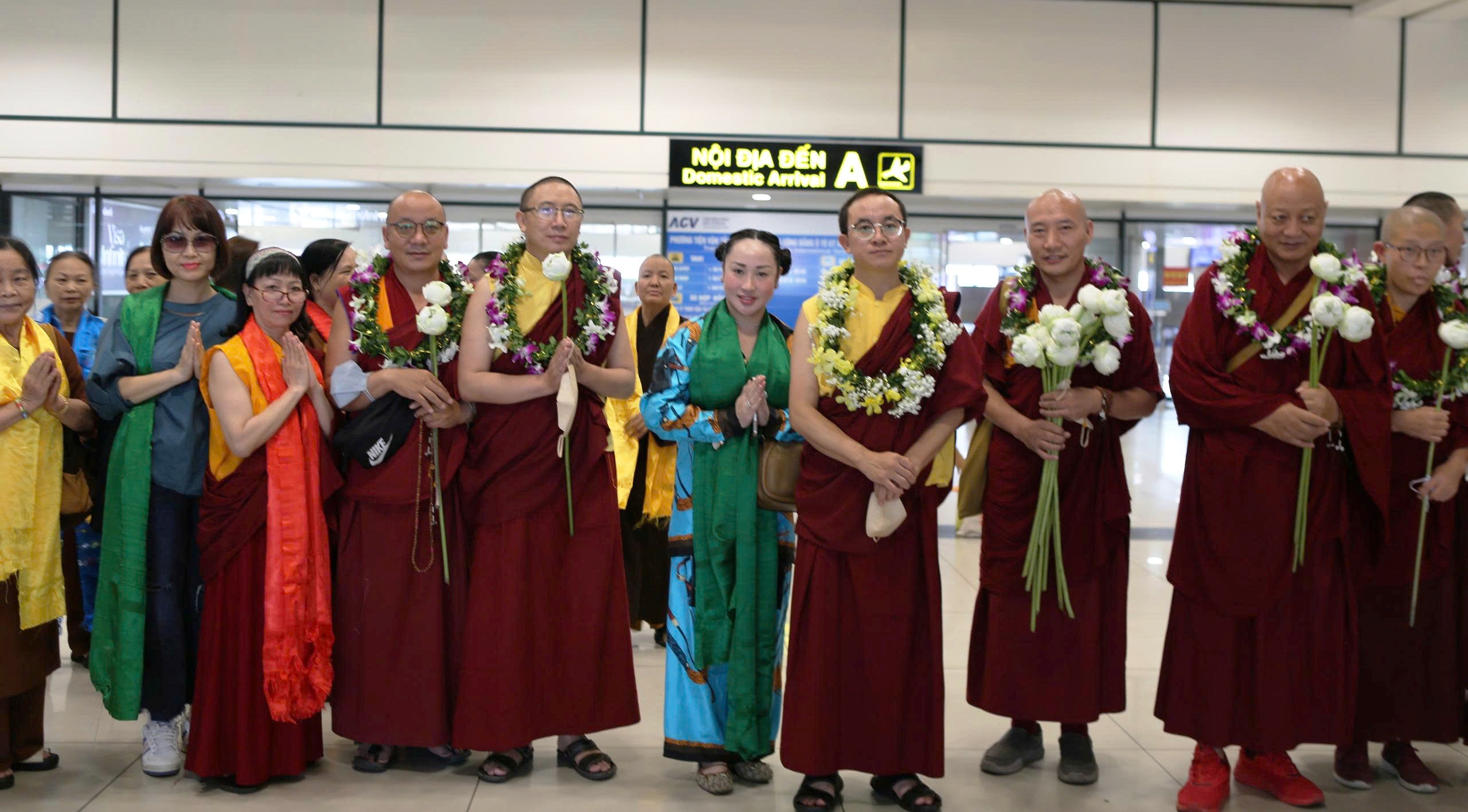 Đạo sư trẻ uyên bác Khentrul Kunchok Tenzin Rinpoche tổ chức Pháp hội ...
